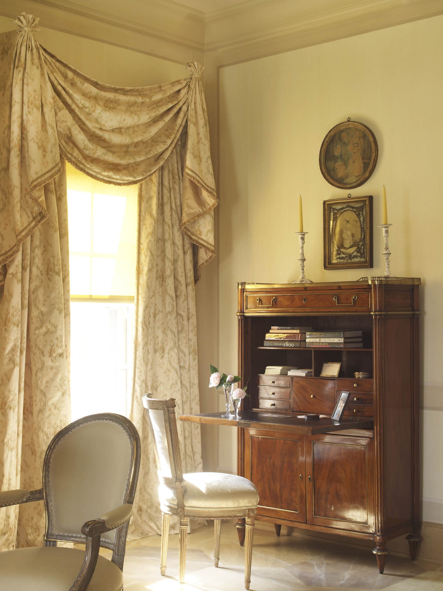 In-Town Georgian Revival - Suzanne Rheinstein & Associates