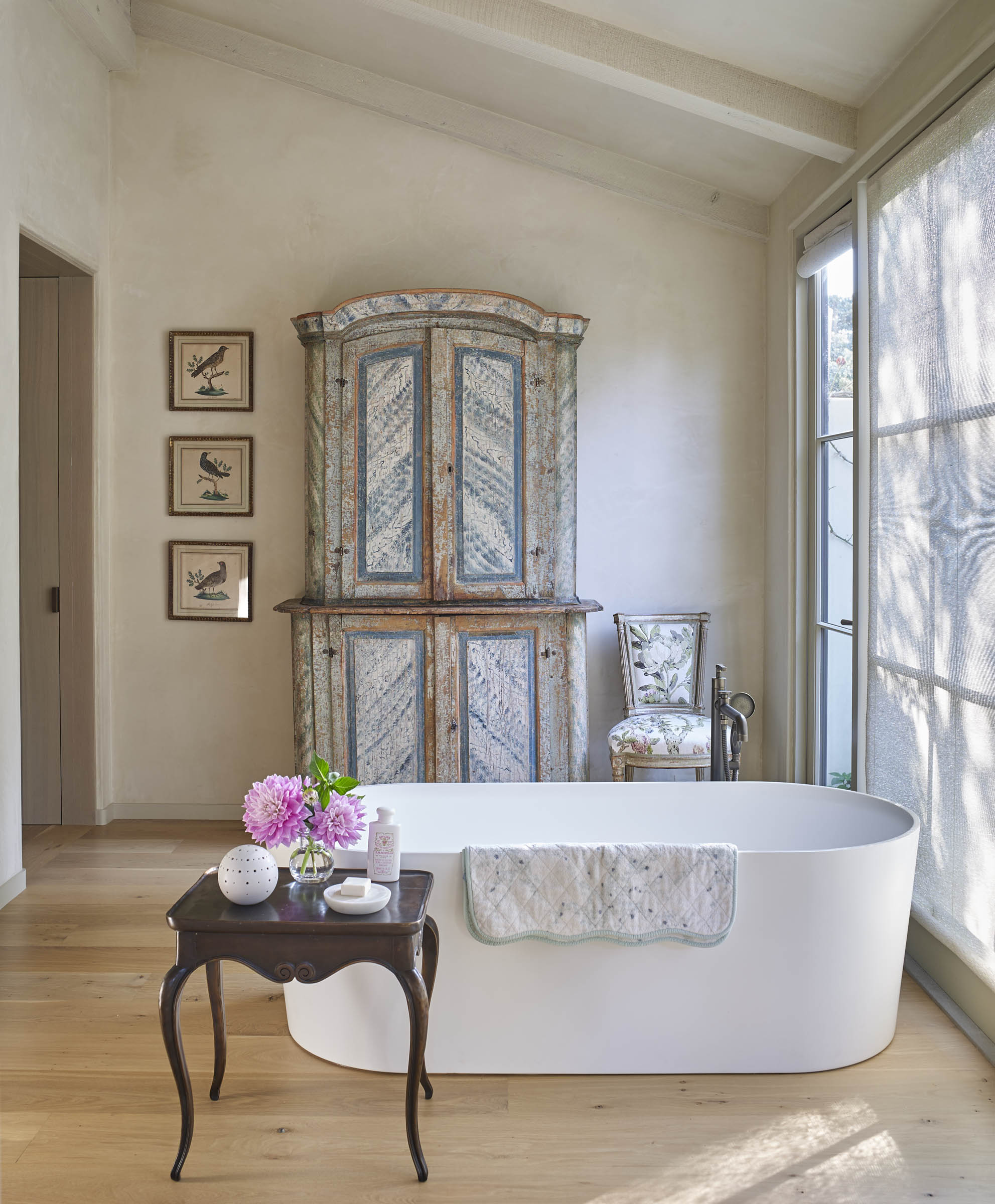 Montecito Charm - Suzanne Rheinstein & Associates